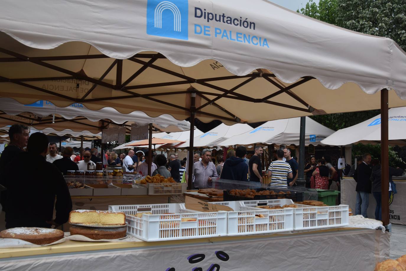 Guardo saborea los buenos alimentos de Palencia | El Norte de Castilla