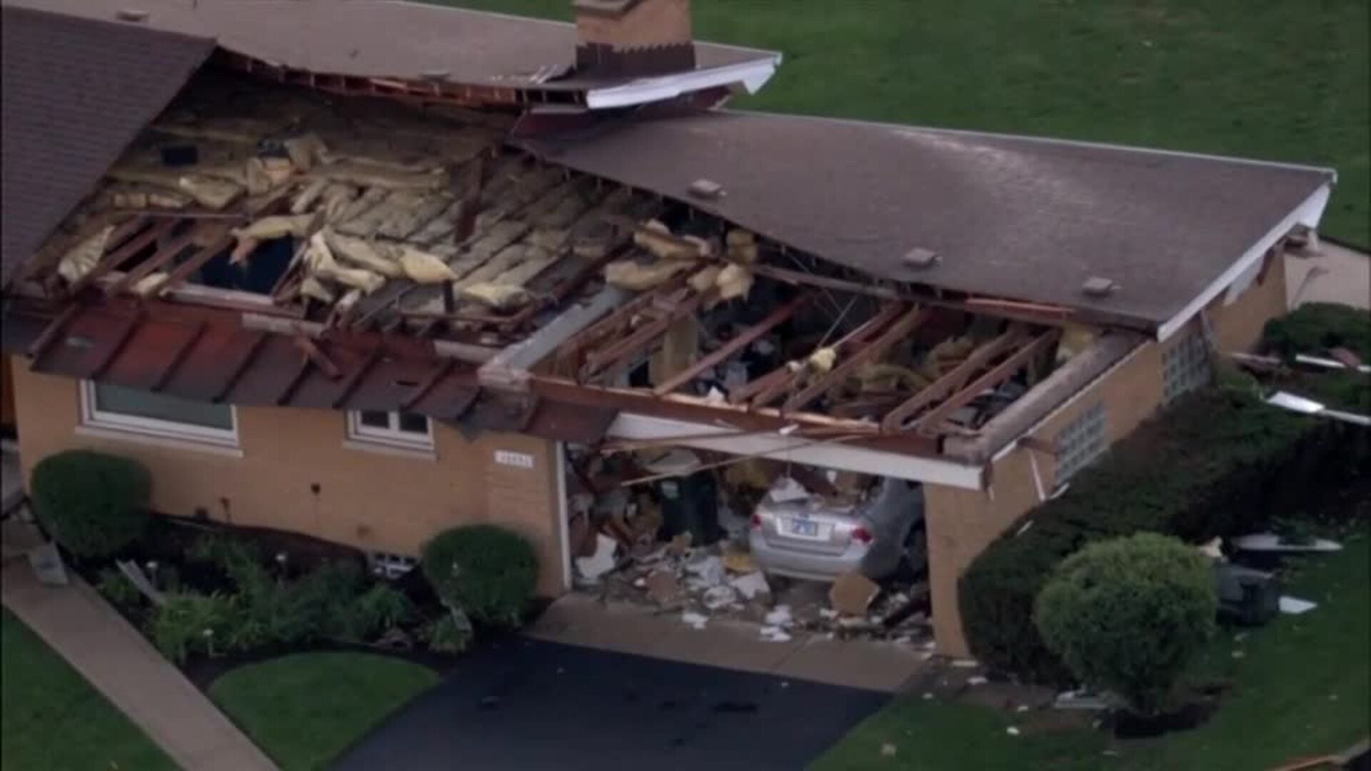 Un tornado toca tierra en Chicago y obliga a suspender varios vuelos | El Norte de Castilla