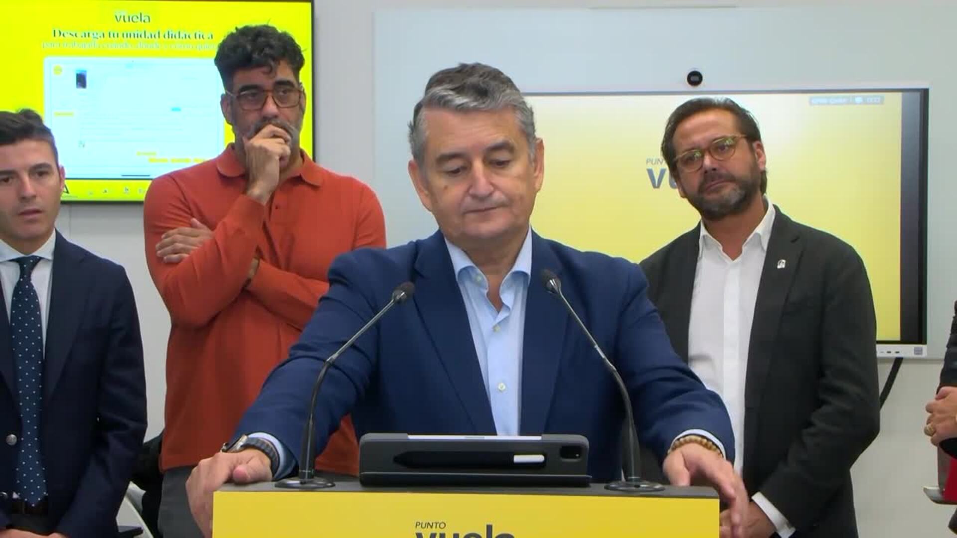 Sanz inaugura el Punto Vuela Zaidín/Santa Adela en Granada para ...
