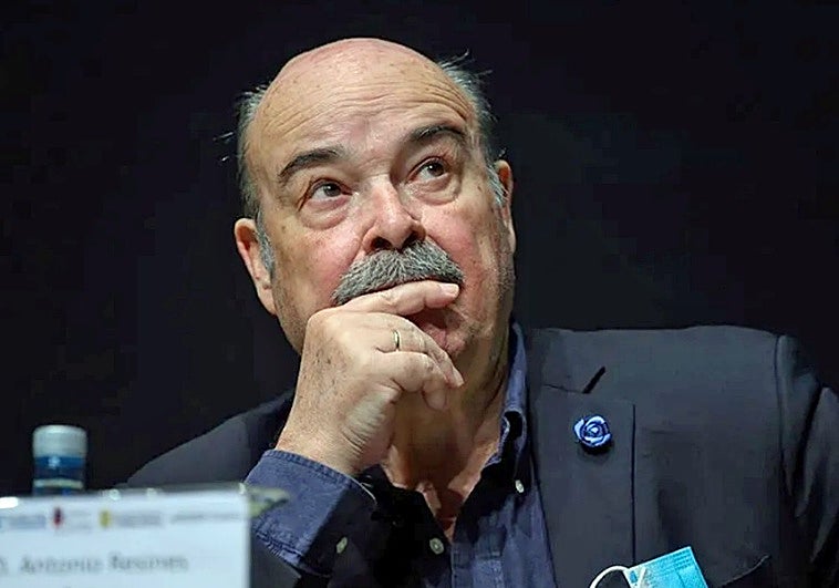Antonio Resines, «muy animado», tras salir de la UCI | El Norte de Castilla