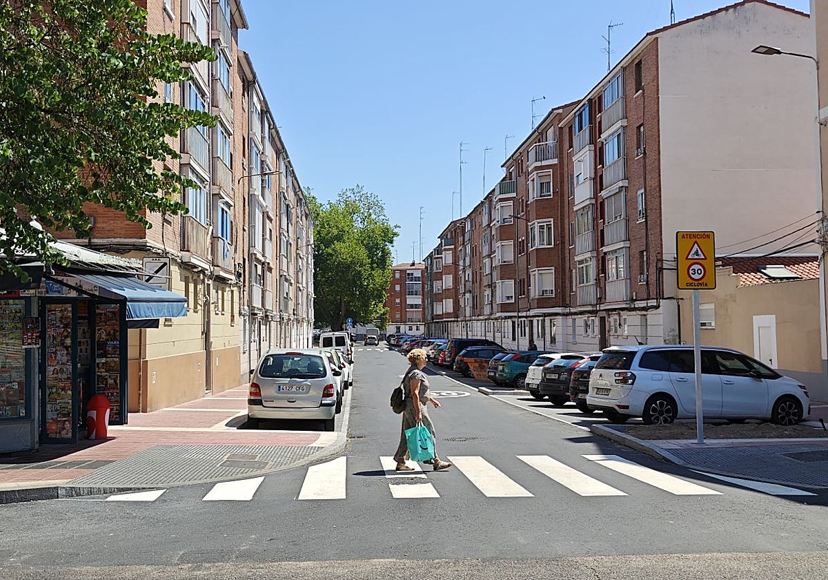 La calle Fleming abre al tráfico justo en plazo, a falta del semáforo ...
