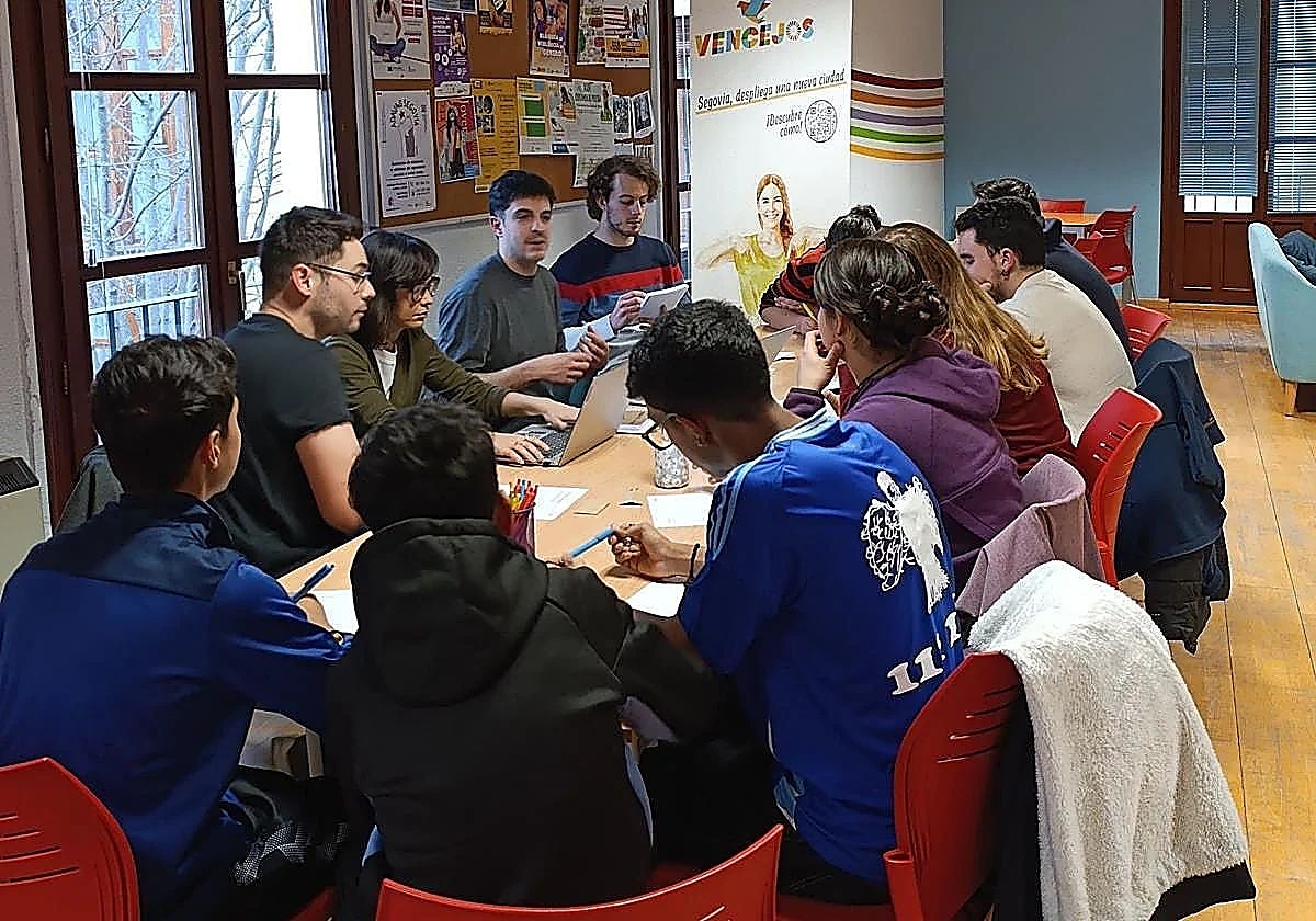 El nuevo plan de Juventud pone el foco en vivienda, empleo y ocio para ...