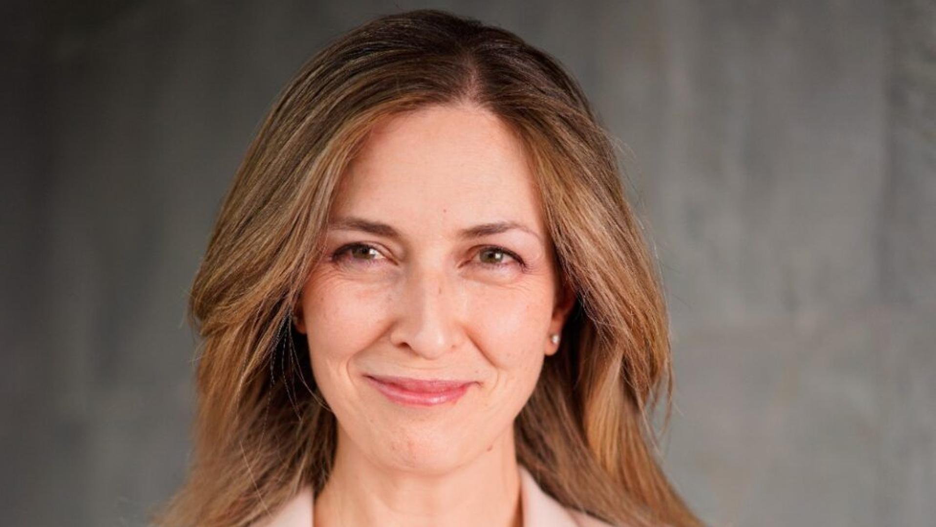 María Luisa Toribio presenta su novela 'Aquí donde no estás' en el ...