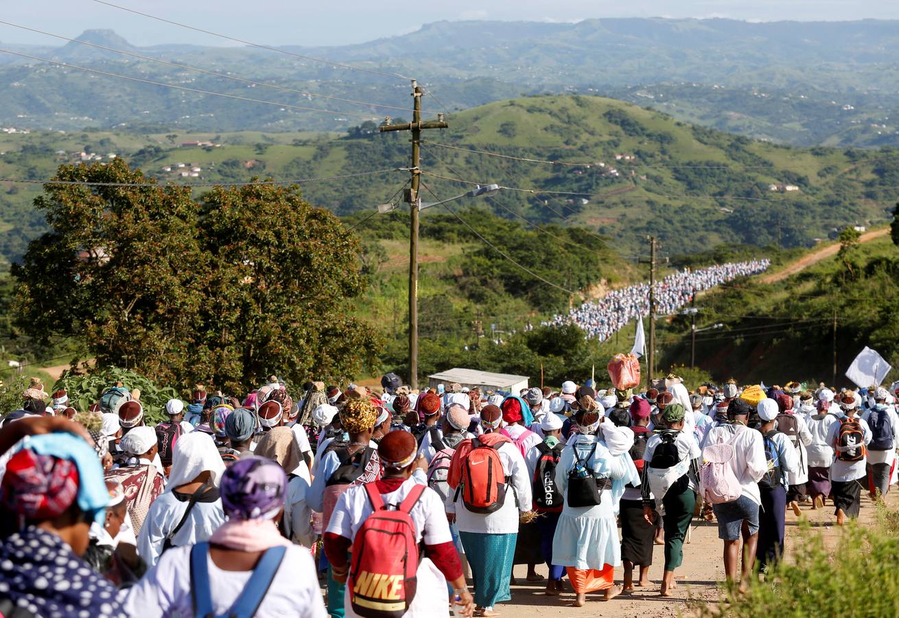 Peregrinación anual de los seguidores de la fe Shembe | Hoy