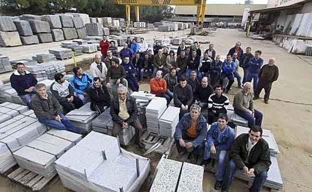 El nuevo dueño de Grabasa confía en reabrir la fábrica a principios del ...