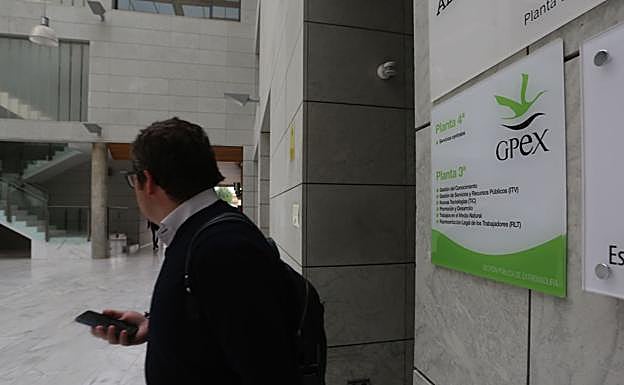 La sociedad pública GPEX recibe un crédito de 25 millones de euros | Hoy