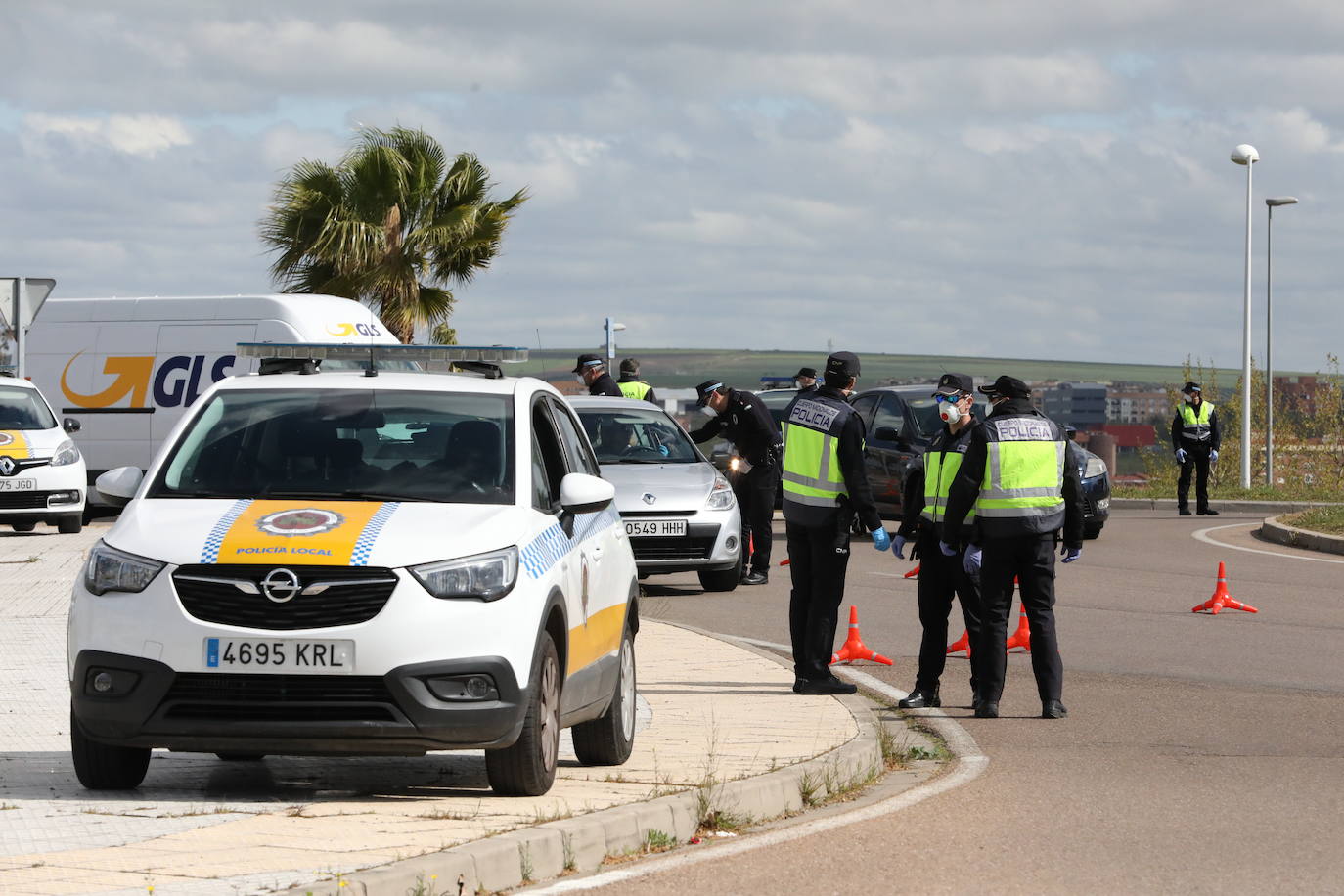 Fotos: Controles realizados por la Policía Local de Mérida para ...