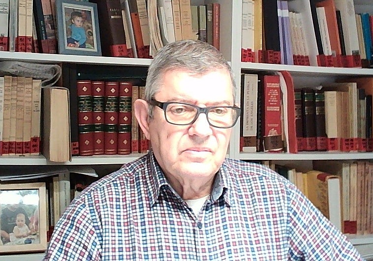 Bernard Grunberg, «El adjetivo que mejor define a Hernán Cortés es ...