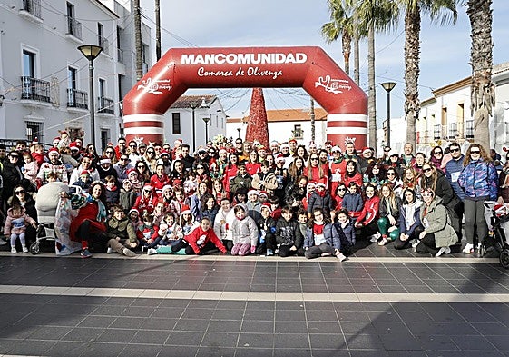 La San Silvestre llena de color y diversión las calles de Valverde | Hoy