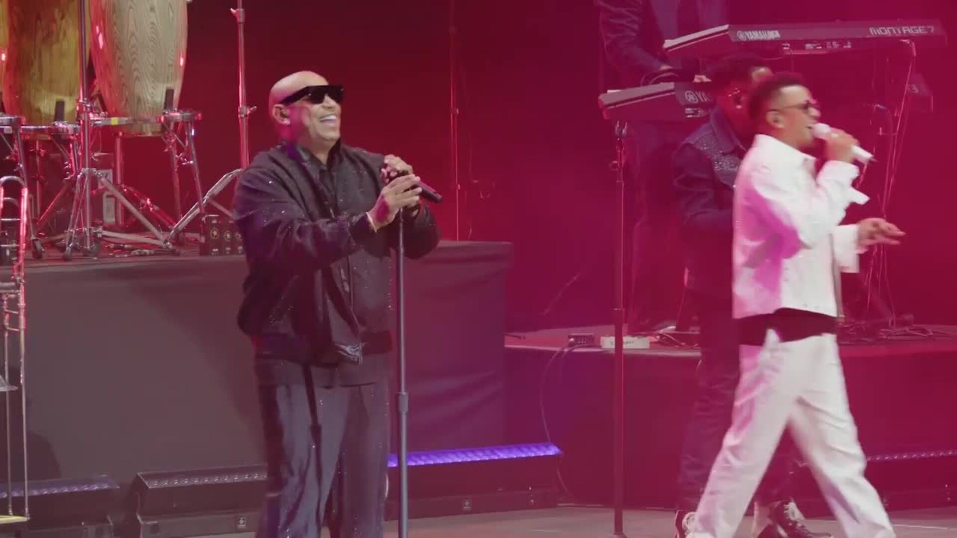 Gente de Zona forma la gozadera en Starlite Occident | Hoy