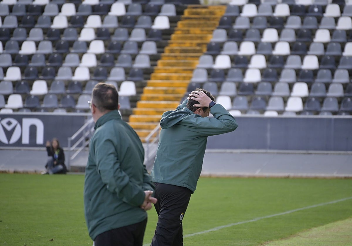 Javi Lobato se fractura la tibia y el peroné y será operado este lunes ...