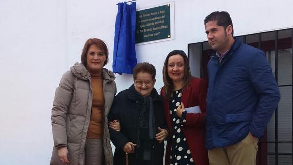 Entrín Bajo dedica una plaza a las mujeres | Hoy