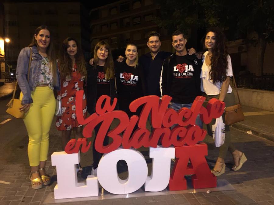 Fotos: Loja se vuelca con su IV 'Noche en blanco' | Ideal