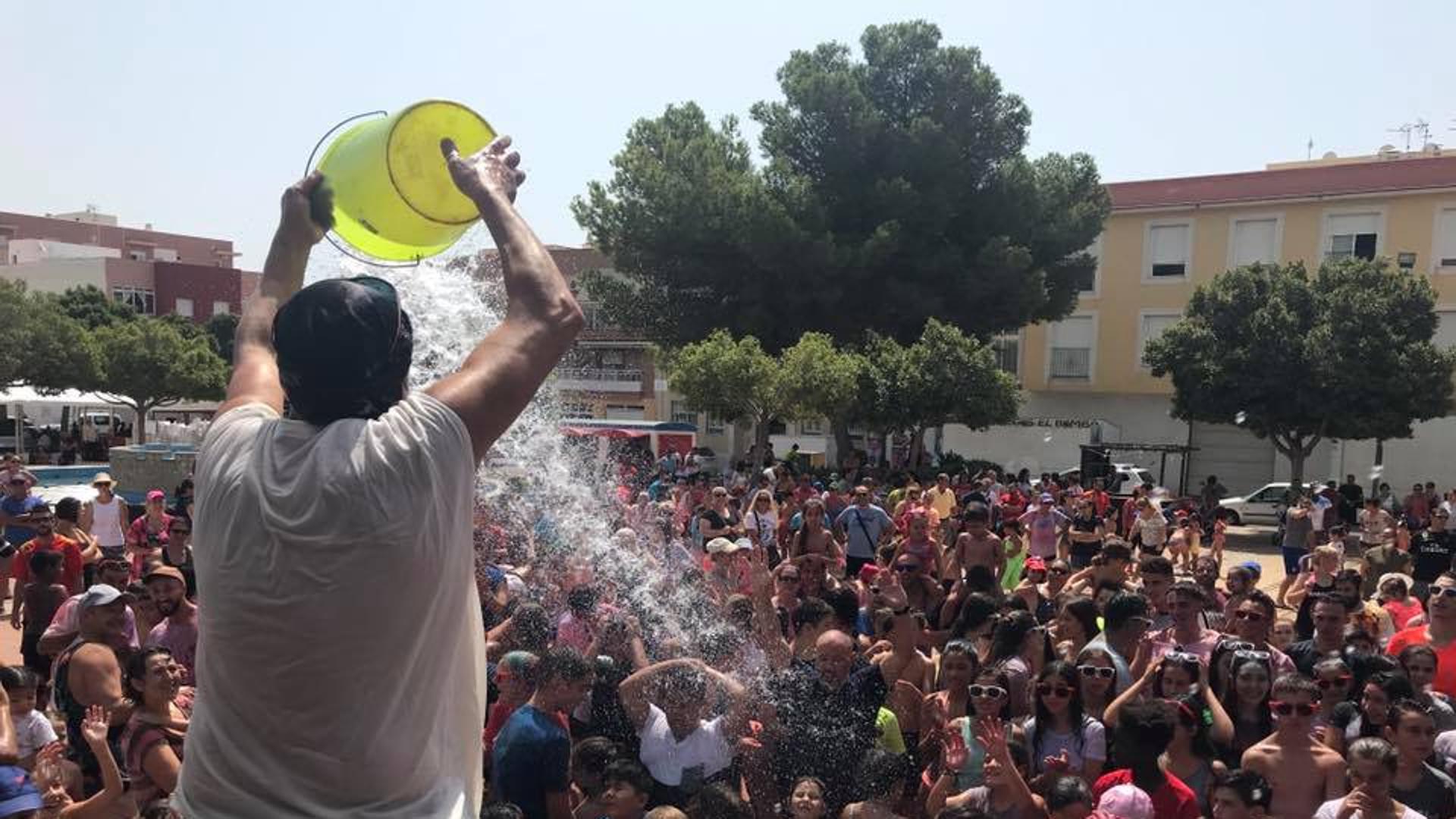 La Gangosa se prepara para una de las fiestas «más cañeras» del verano ...