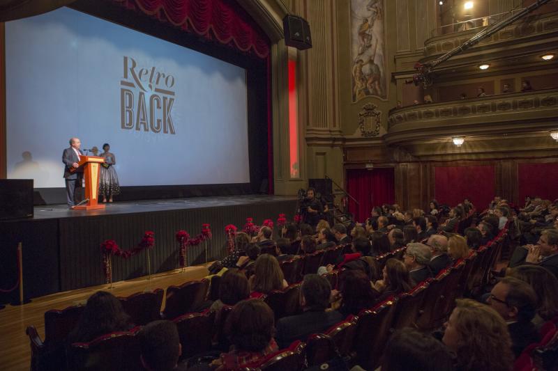 Inauguración de Retroback | Ideal