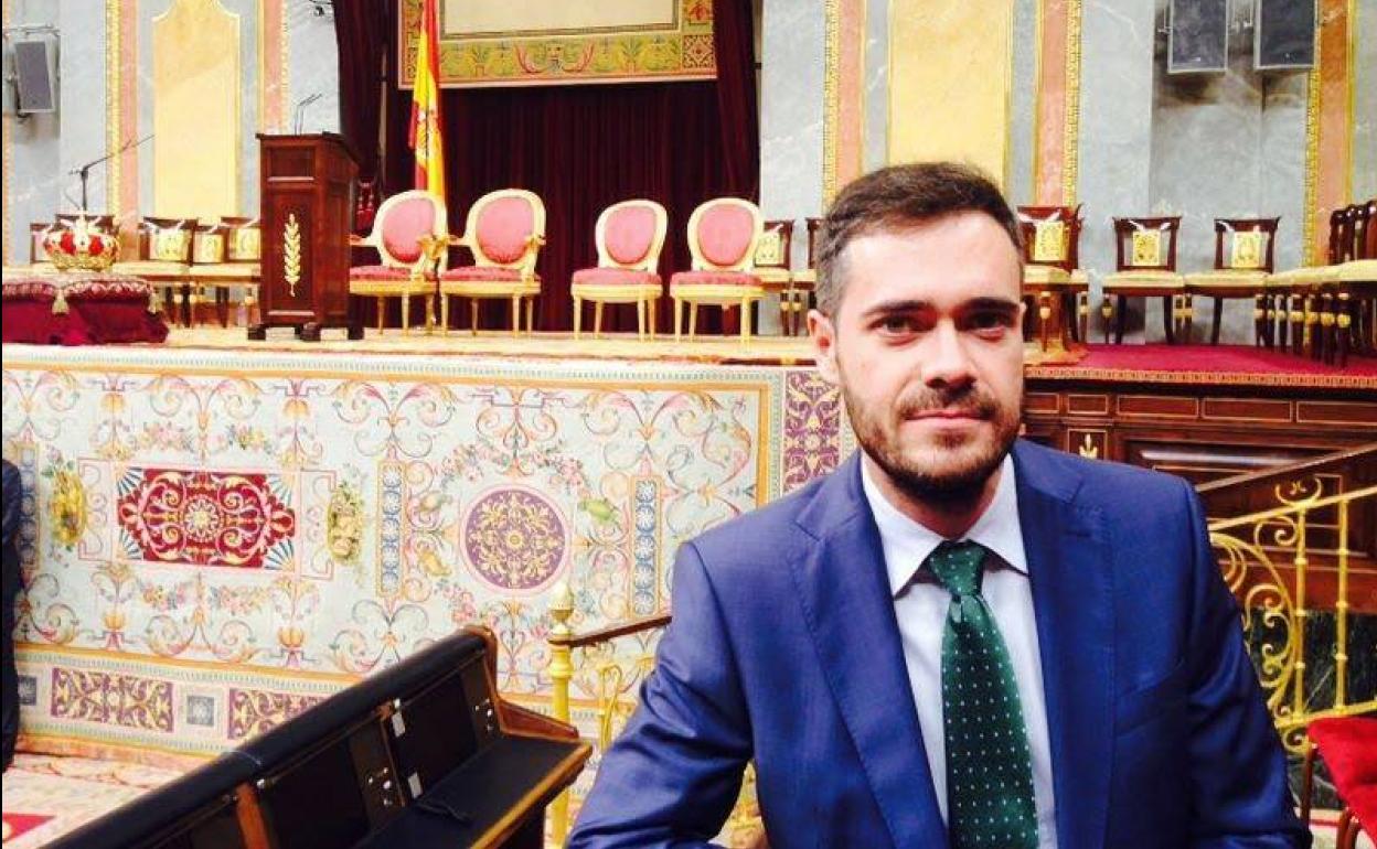 El socialista Felipe Sicilia, entre los diputados que más prestó al ...