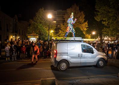Karcocha, el mimo de los dos millones de seguidores, conquista Granada ...
