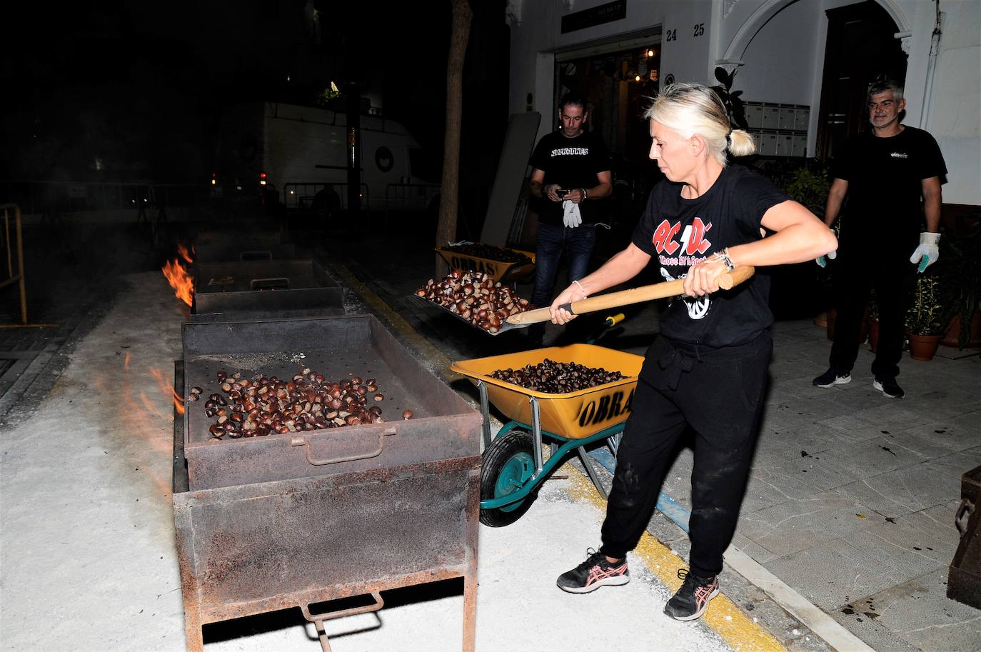 Fotos: Primer correo de la Fiesta de la Castaña en Lanjarón | Ideal