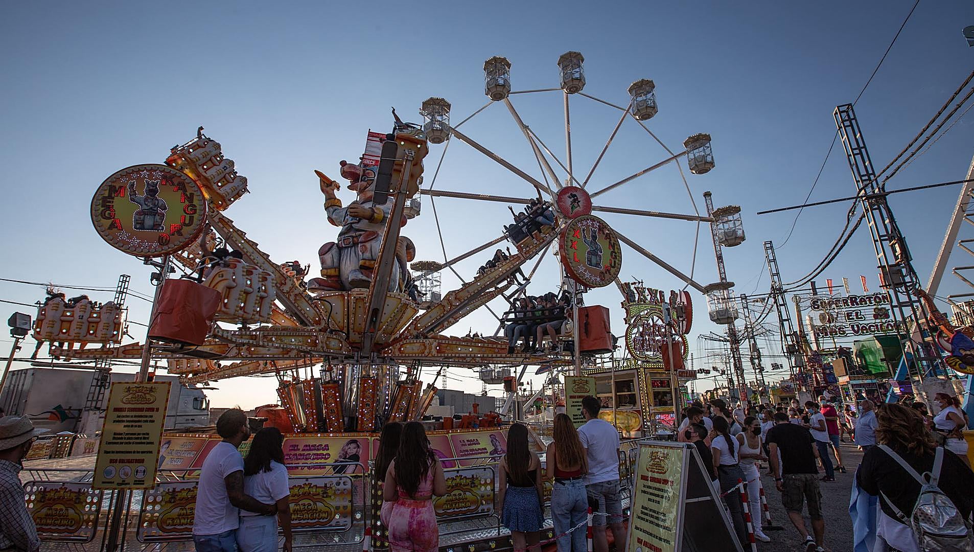 Las seis líneas de autobuses que te llevarán al Ferial de Almanjáyar ...
