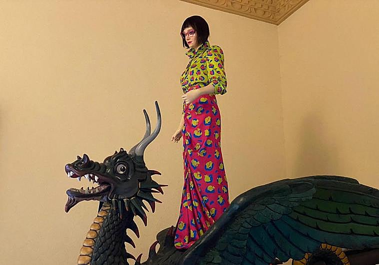 Así es el traje de la Tarasca de este año, diseñado por María Francés ...