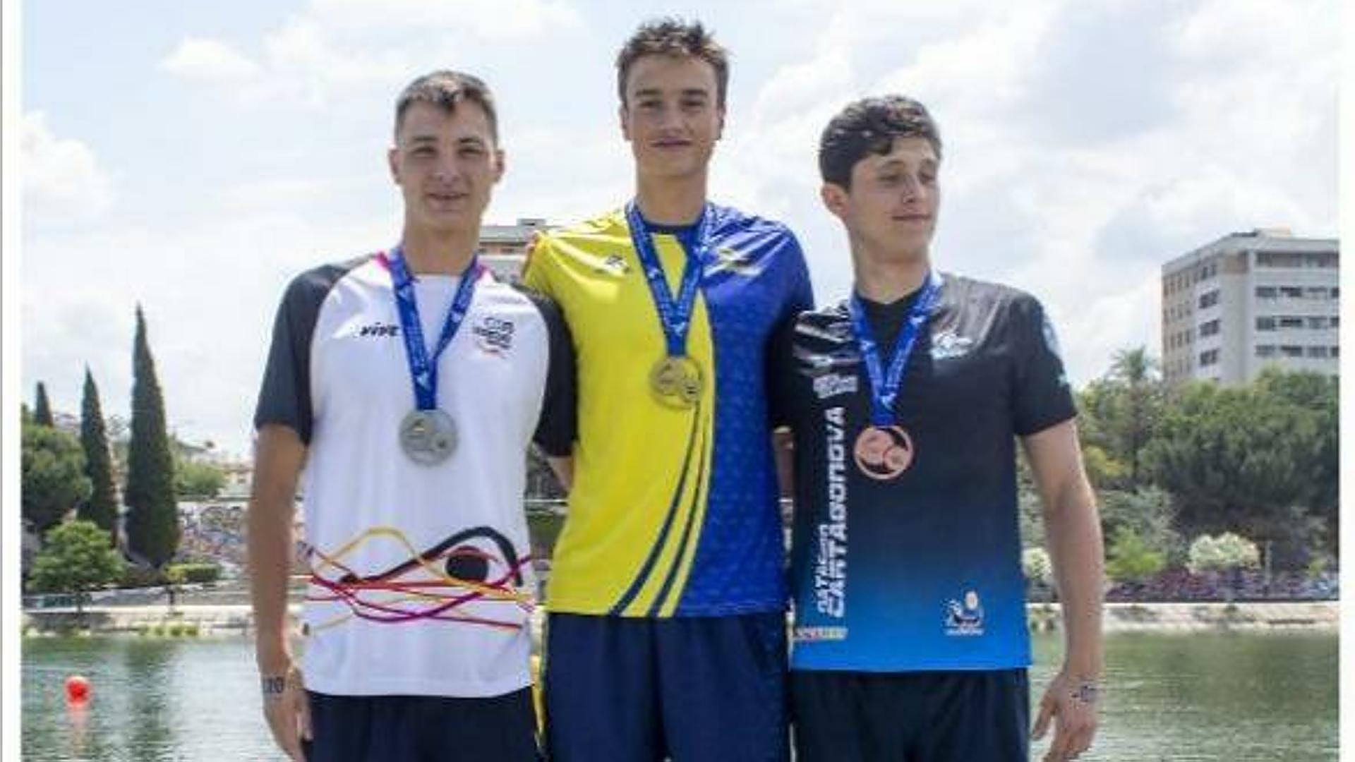 Garach disputará los 800 y 1.500, y dos pruebas en aguas abiertas en el ...