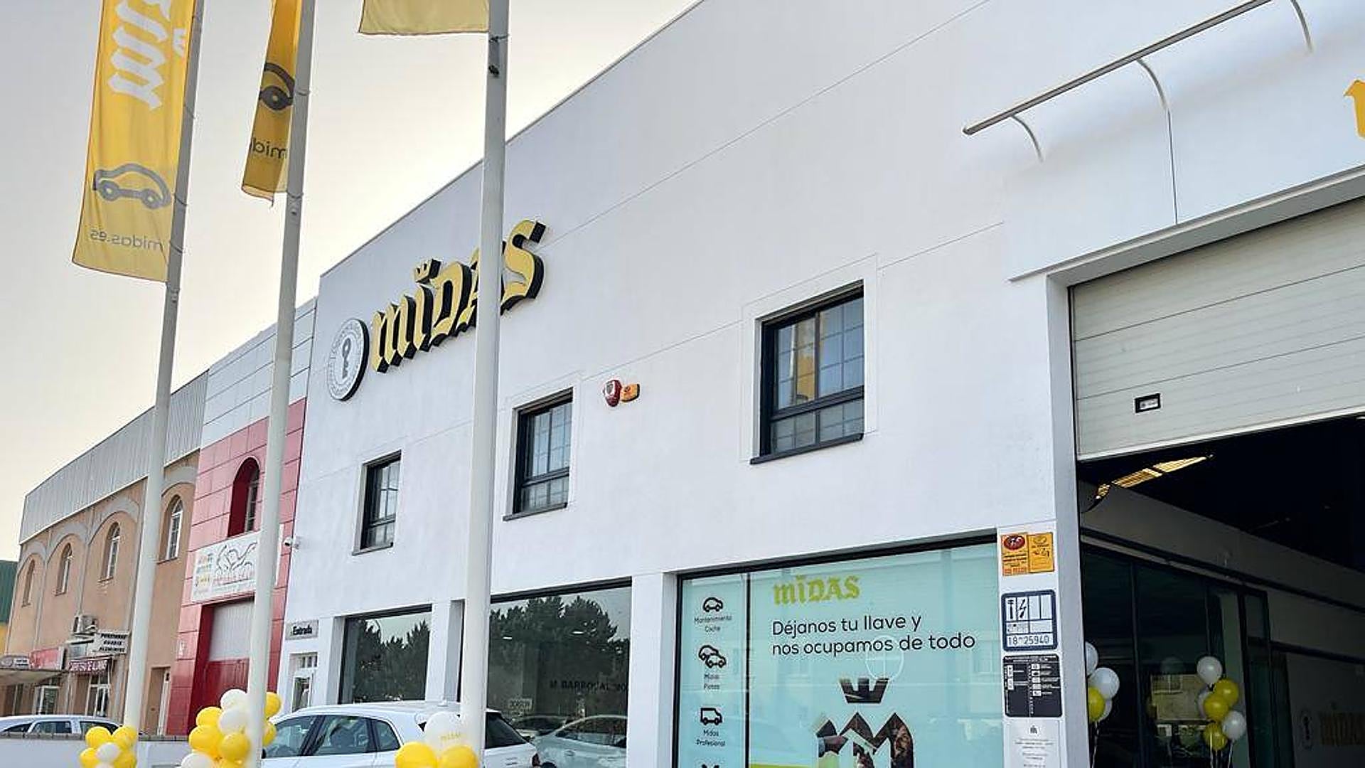 Midas abre un nuevo taller de coches en Guadix | Ideal