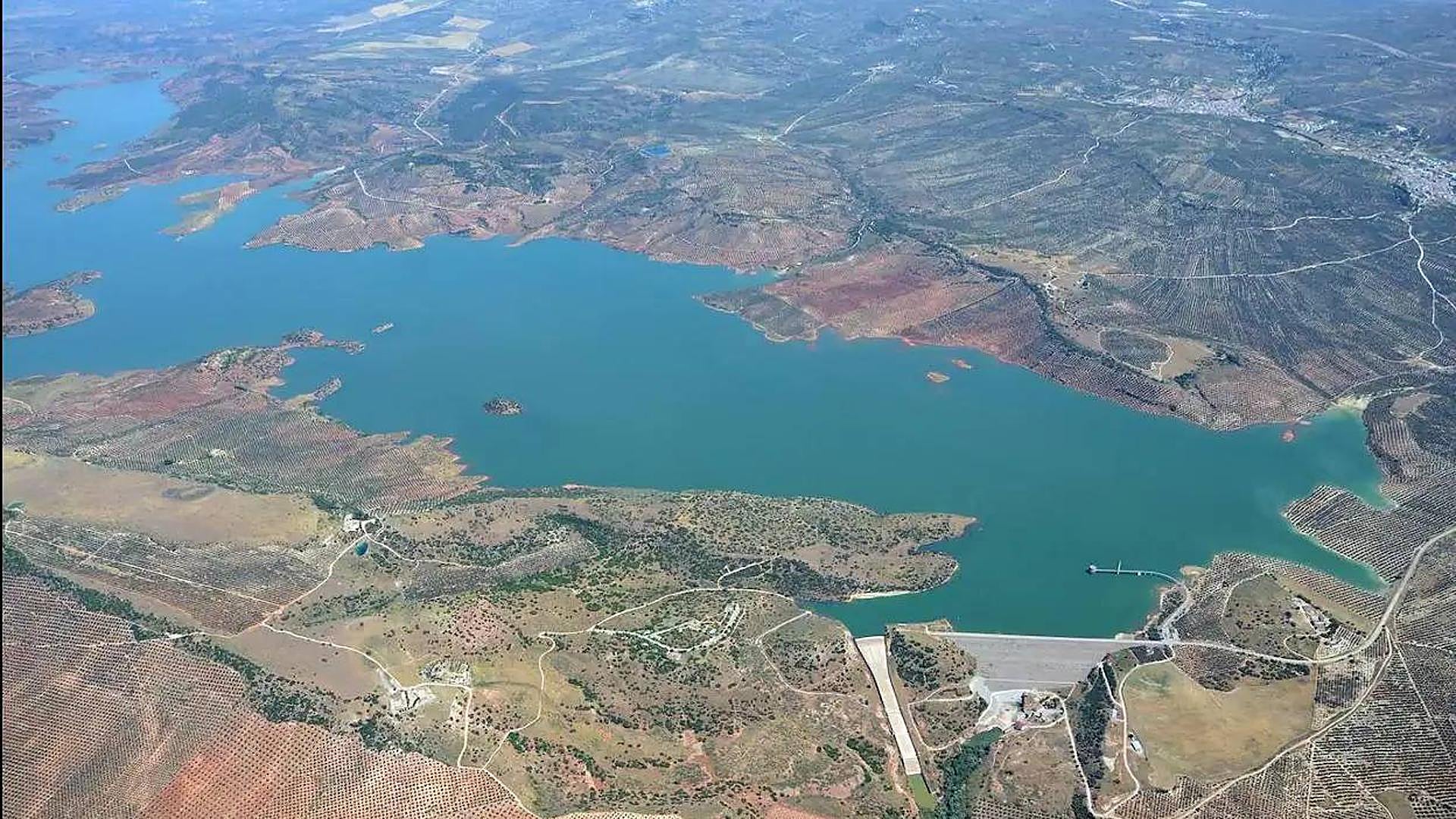 Los jienenses viven un otoño más lluvioso pero insuficiente para calmar ...