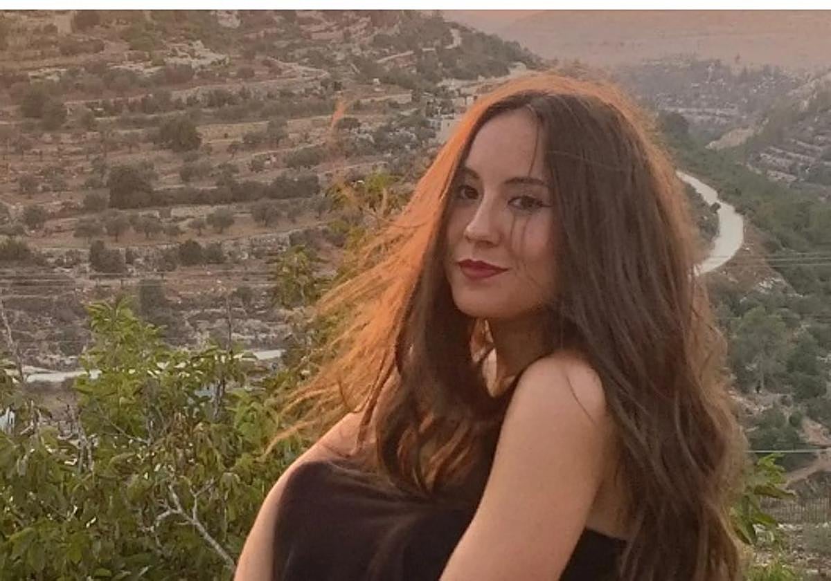 La periodista de Ideal Sandra Martínez gana el III Premio Manuel Barrios | Ideal