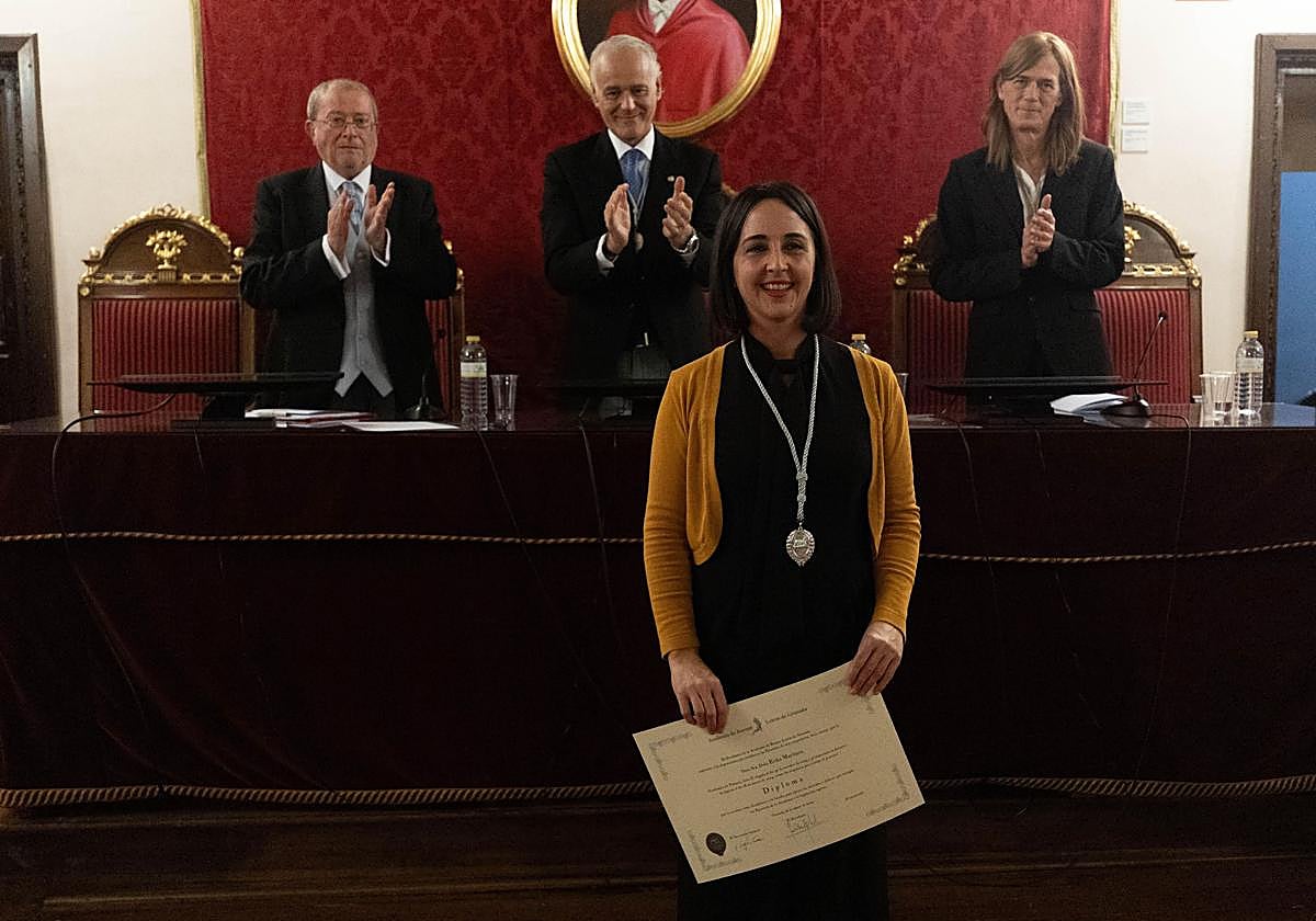 La Academia de Buenas Letras recibe a la poeta Erika Martínez | Ideal