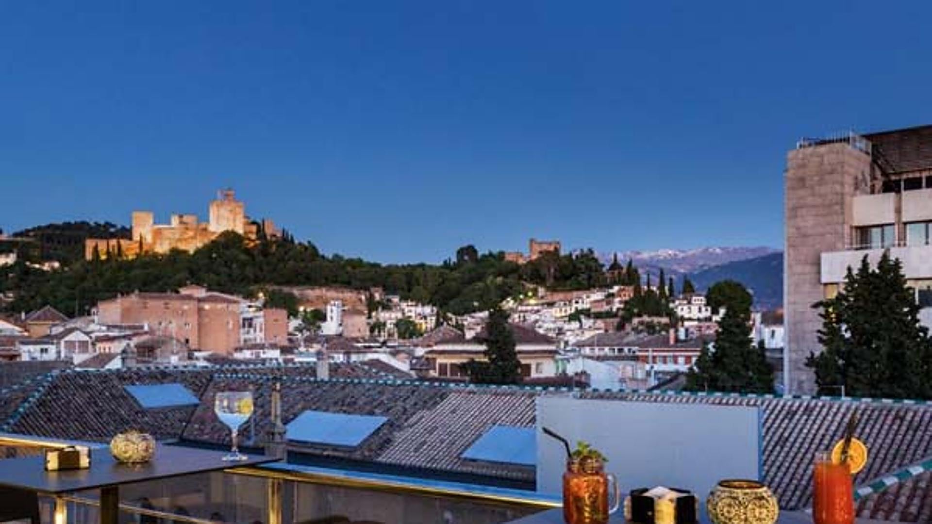 Los 7 mejores bares con terraza de Granada según una destacada guía ...
