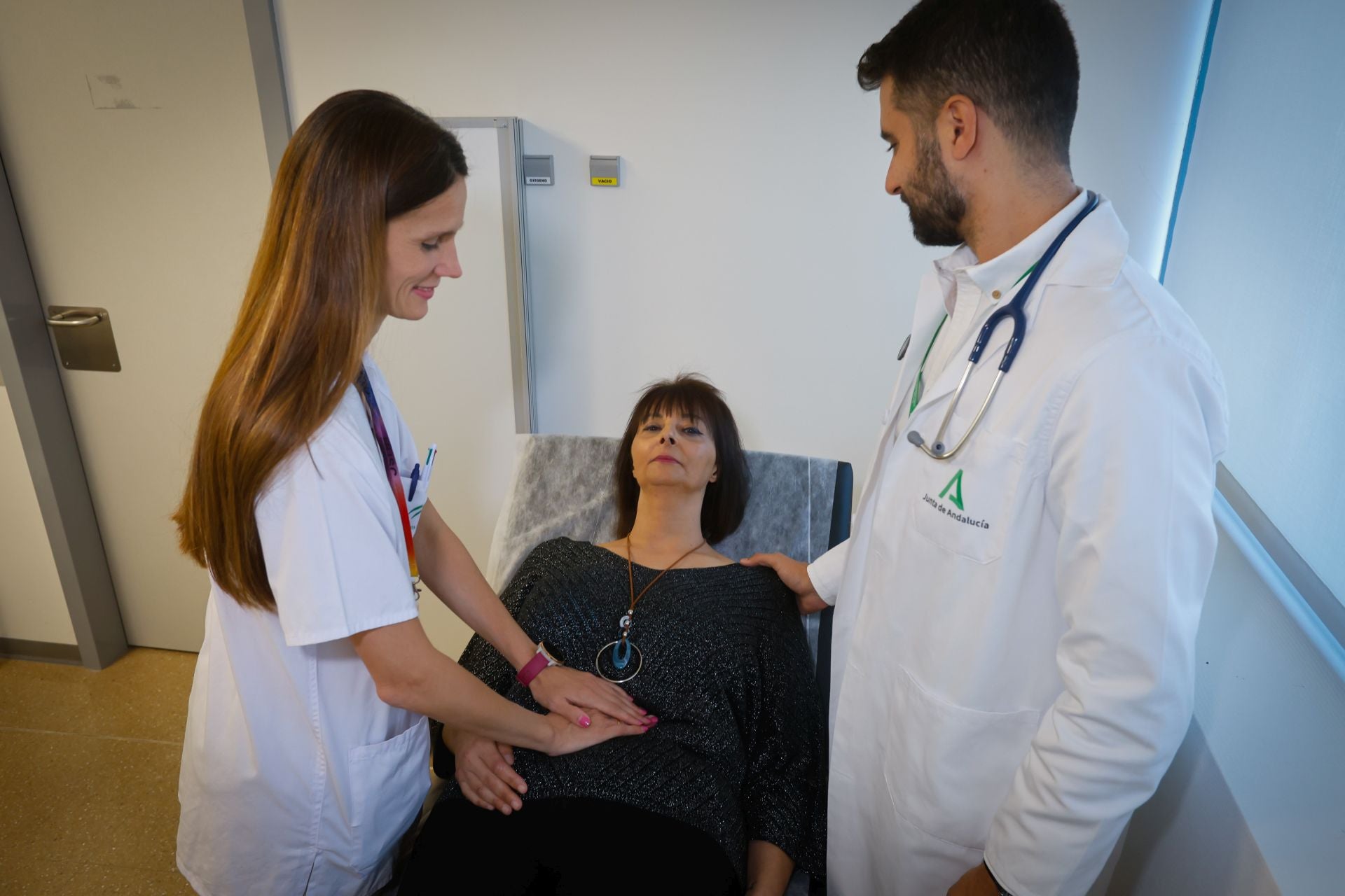 Más de cien granadinas optarán a dos fármacos para el cáncer de mama ...