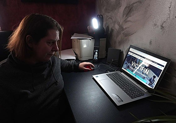 Bokep cumatoz mILF, lanky featuring a great figure for her