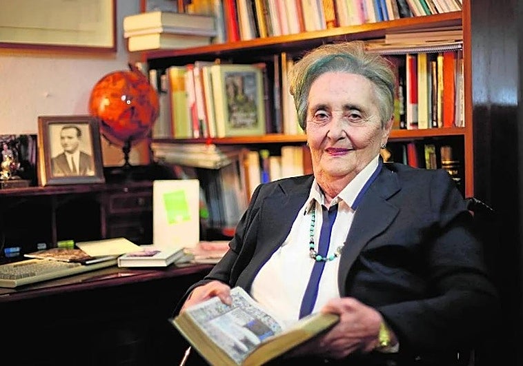 Mariluz Escribano, el vuelo de la poesía | Ideal