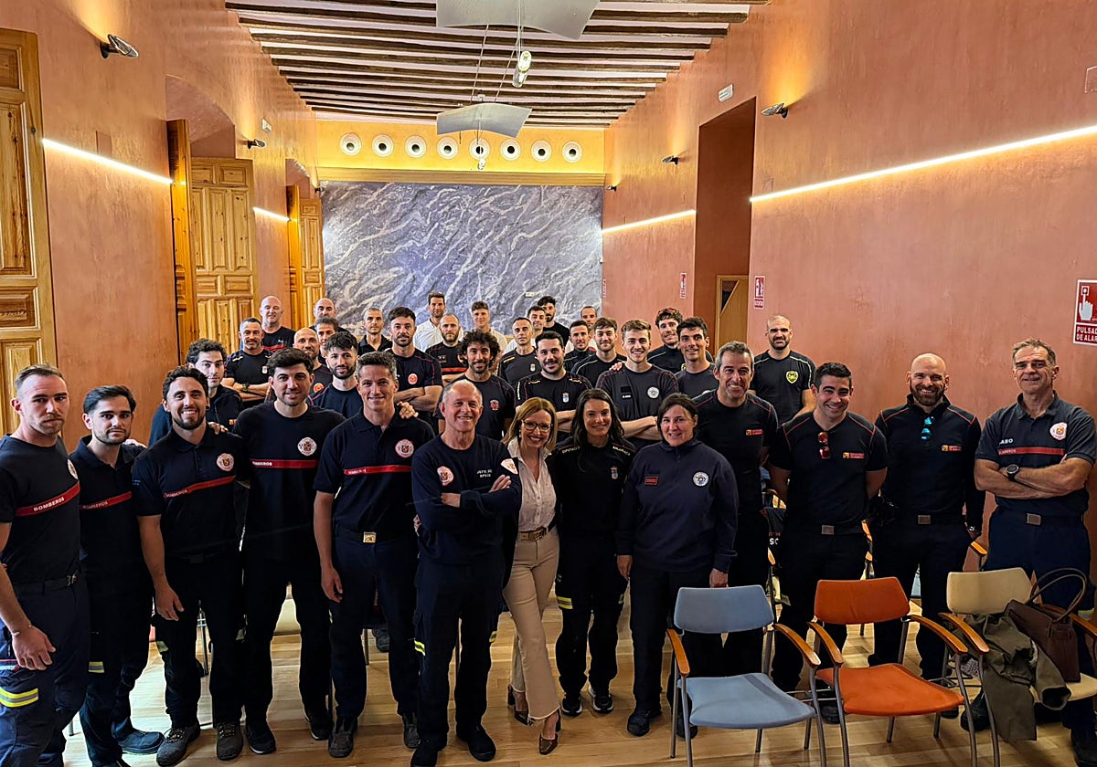 Bomberos de toda España se reúnen en Jaén para recibir formación en ...