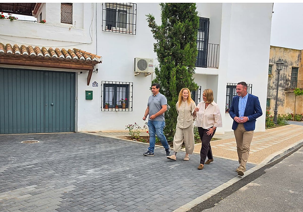Motril culmina las obras de mejora del acerado de Puntalón entre la ...