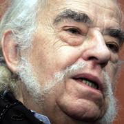 El Premio Nacional de Traducción recae sobre Agustín García Calvo y ...