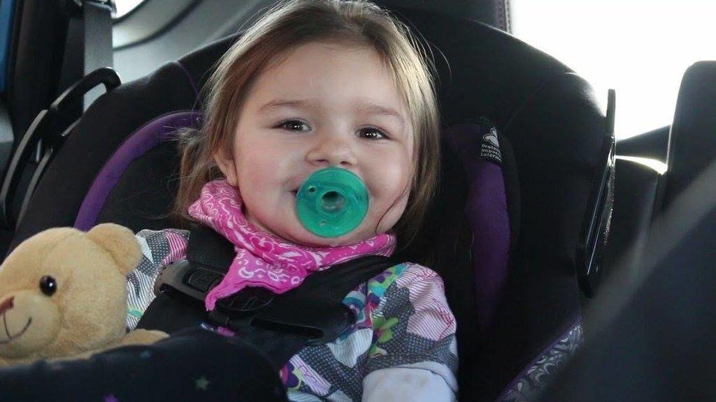 El Extraño Caso De Una Niña De Tres Años Que No Puede Dormir Más De Una