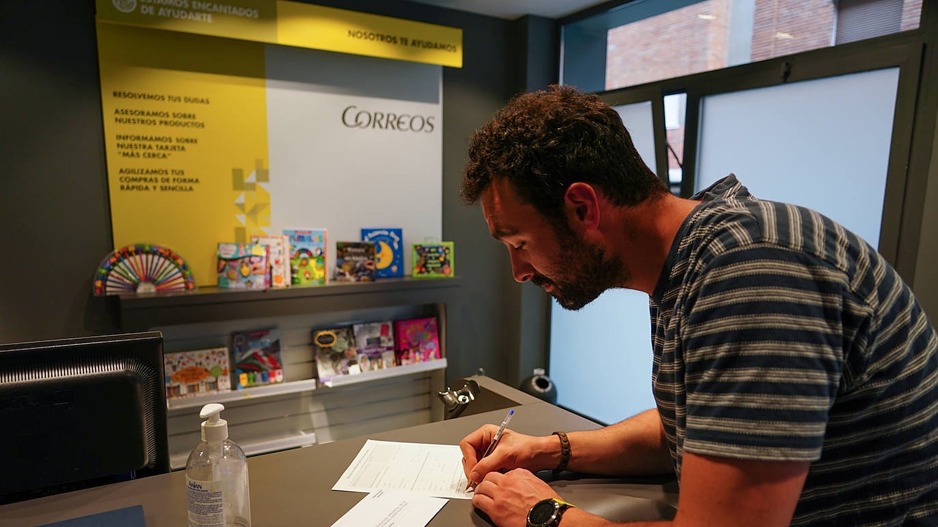 La Junta Electoral se plantea exigir el DNI para emitir el voto por ...