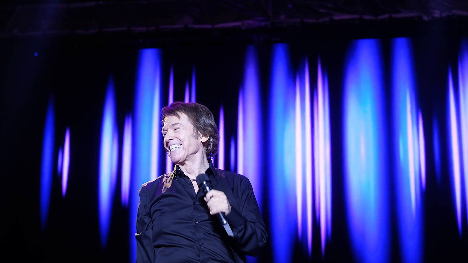 ENTREVISTA AL CANTANTE: Raphael, ante su cita de Salamanca: «No voy a ...