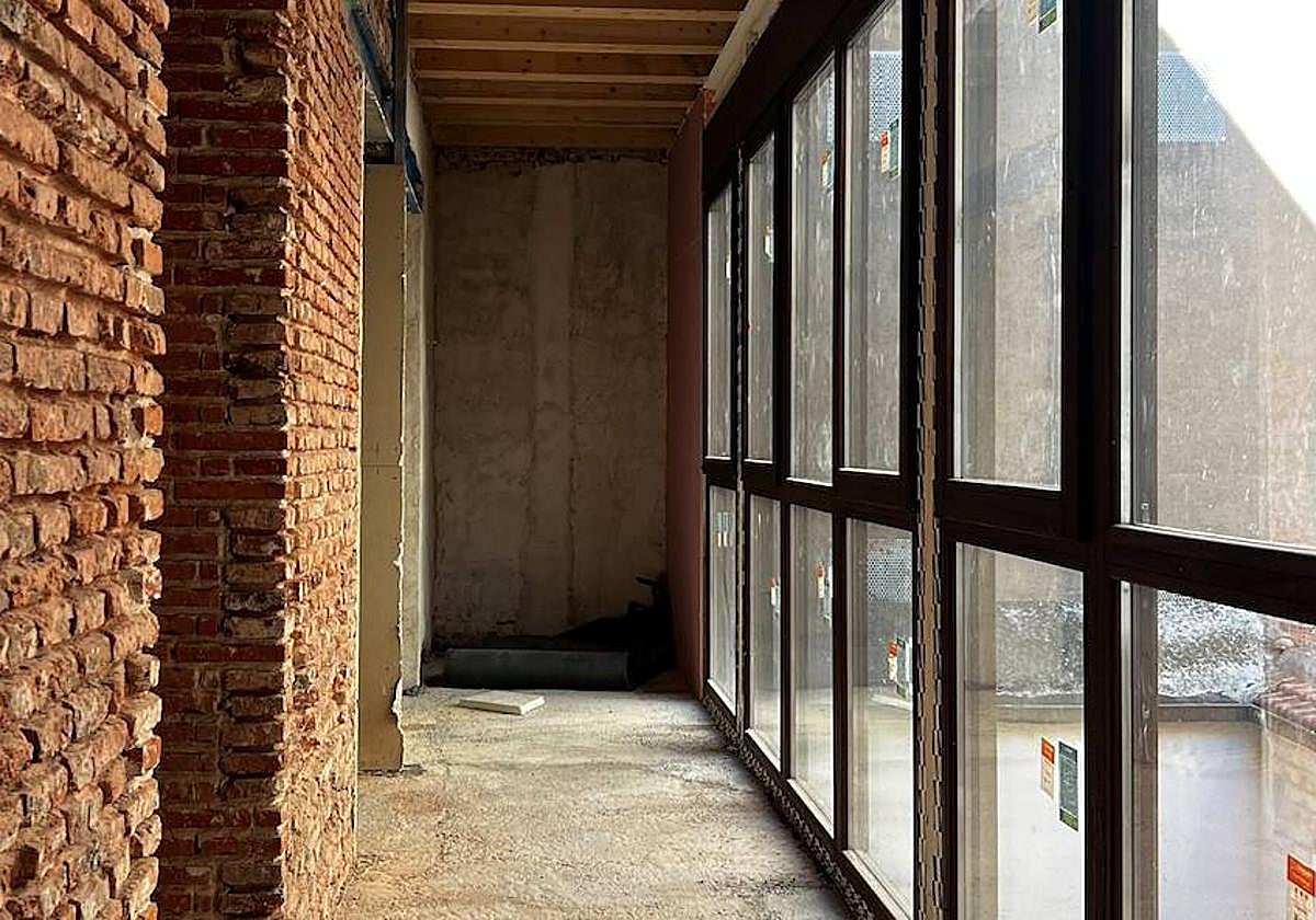 Recta final de los 22 apartamentos turísticos de la Plaza Mayor | La ...