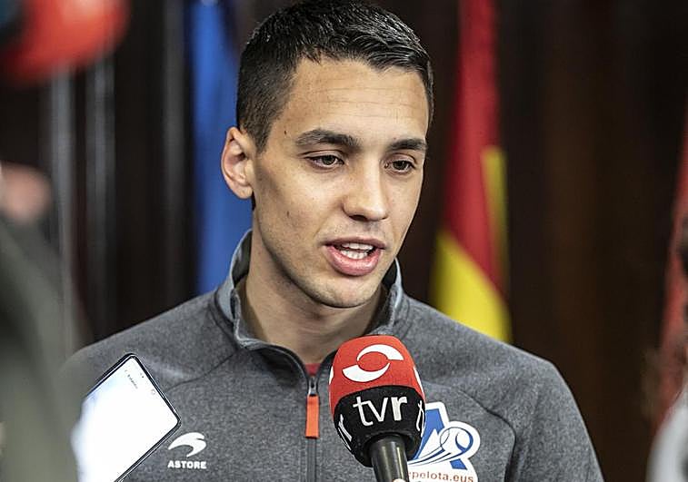 Zabala arranca en el Manomanista con el partido que no pudo jugar en ...