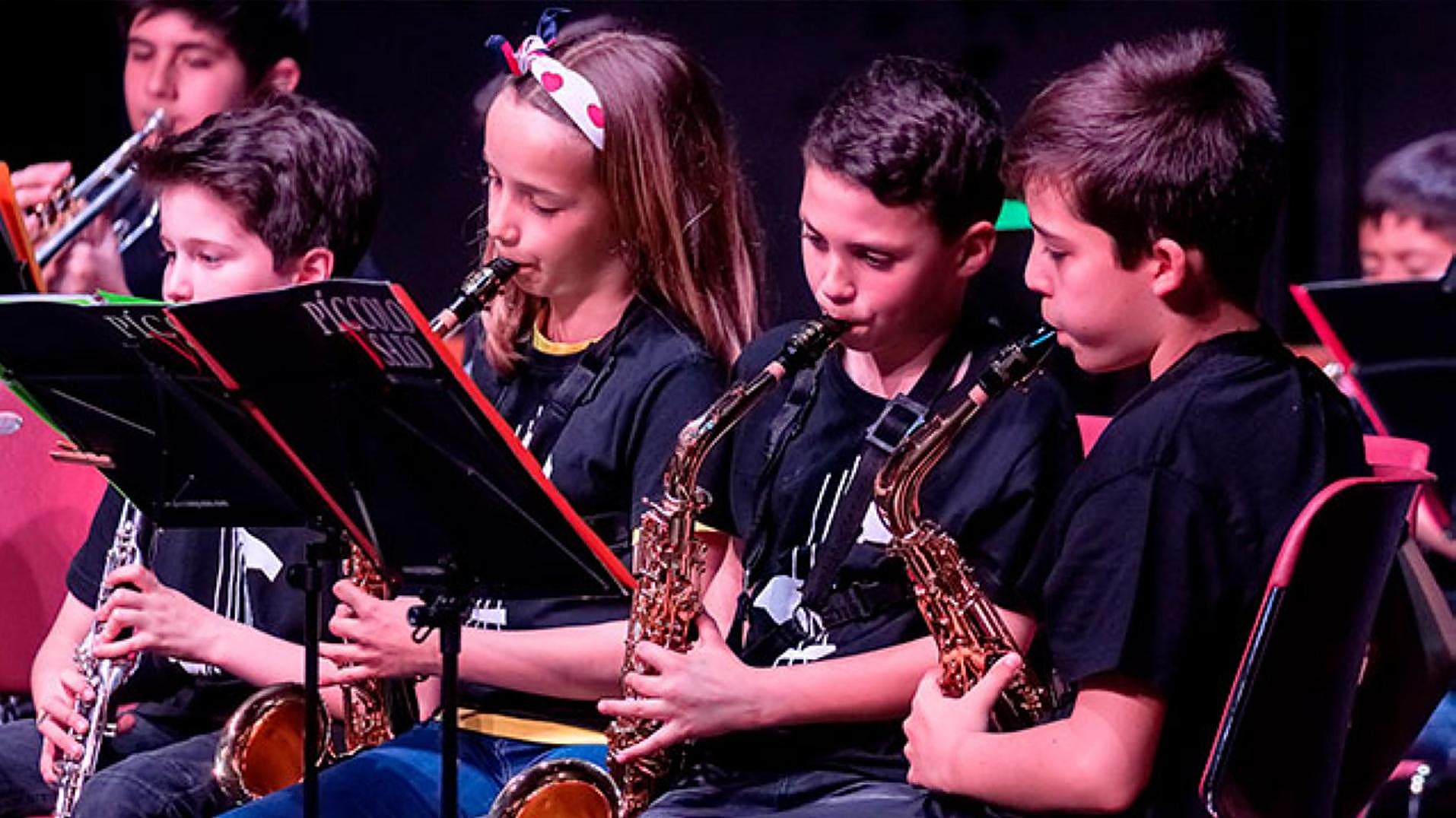 Píccolo y Saxo abre su 'Mayo musical' participando en el concierto ...