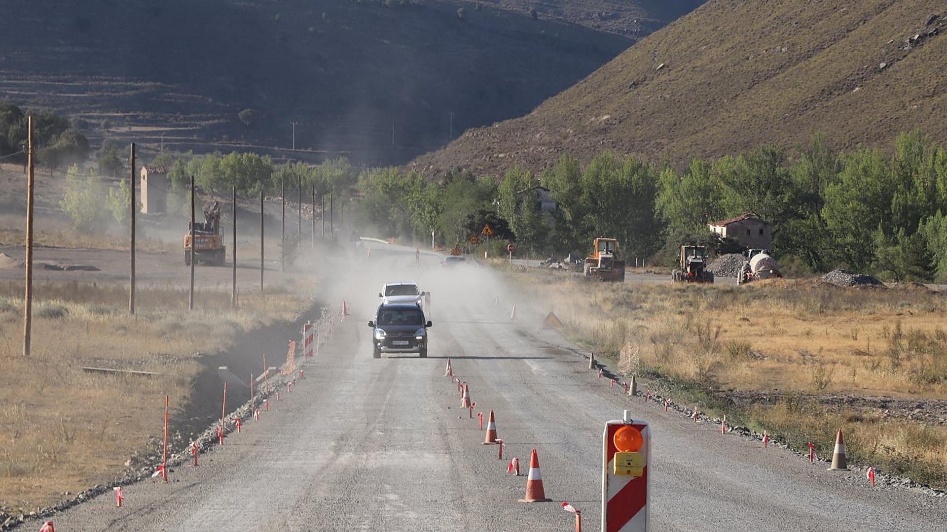 La mejora de la LR-115 se intensifica en el tramo de Enciso | La Rioja