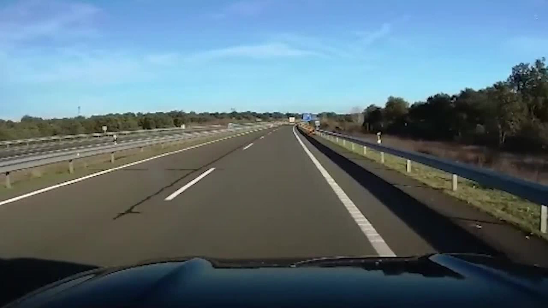 Investigado Un Conductor Sin Carnet Que Circulaba En Sentido Contrario