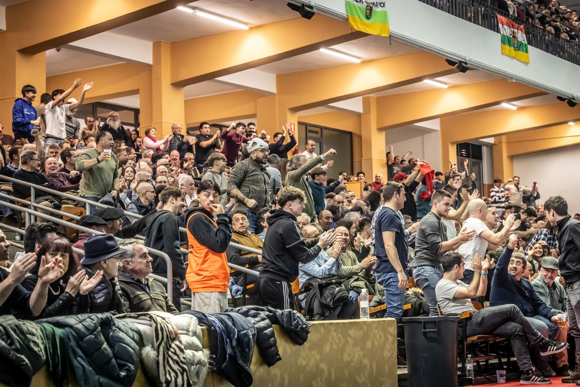 La fiesta en el Adarraga por el triunfo de Zabala | La Rioja