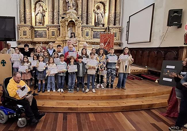La Vera Cruz reparte los de premios de fotografía y dibujo | La Rioja