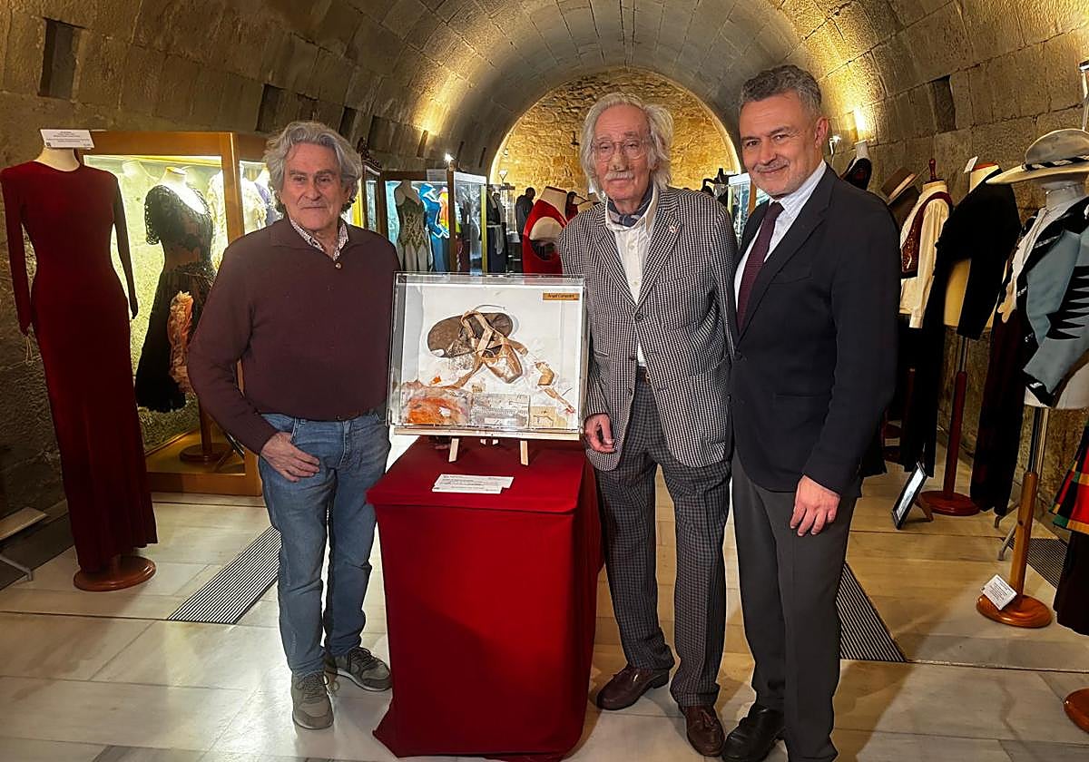 Muere a los 79 años el artista Ángel Compairé, pintor y verso suelto de ...
