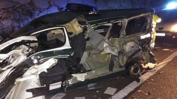 Un camión arrolla a dos guardias civiles que asistían un accidente | La ...