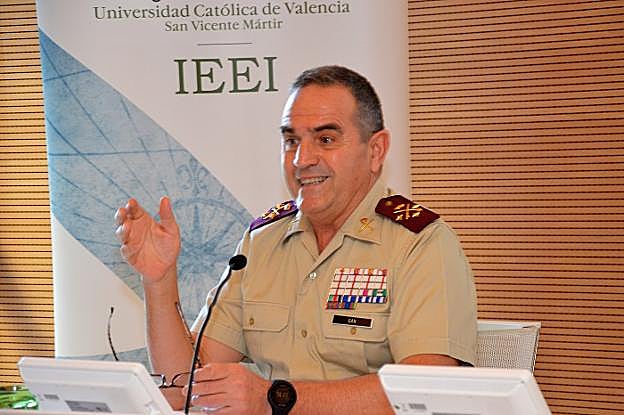 El teniente general Gan analiza la amenaza yihadista | Las Provincias