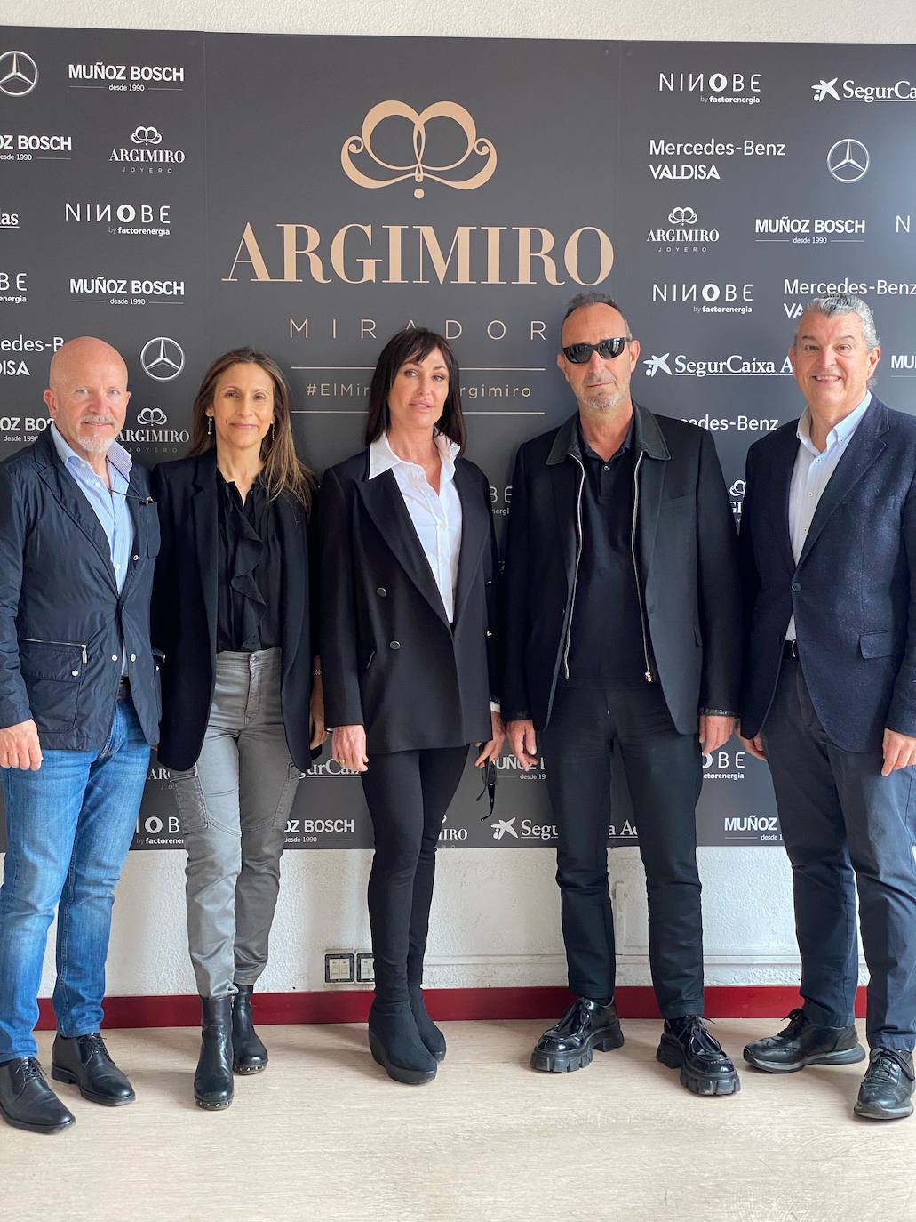 Quién ha visto la mascletà desde los balcones más VIP | Las Provincias